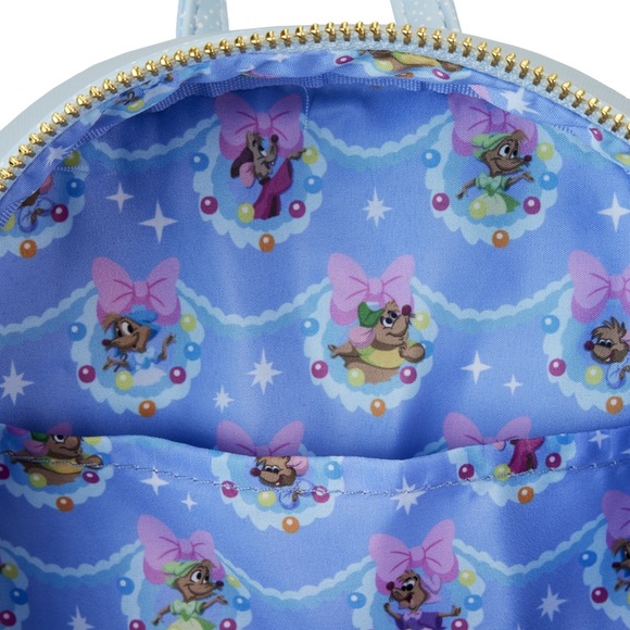 Loungefly | Bags | Loungefly Cinderella Exclusive Holiday Castle Light ...